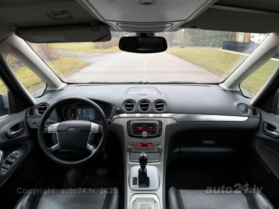 Grey Ford Galaxy 2009 in Tartu, with an engine capacity of 2.00 L and mileage of 398 thousand km for 2499 €, photo 8 on AUTOMOTO.COM.LV