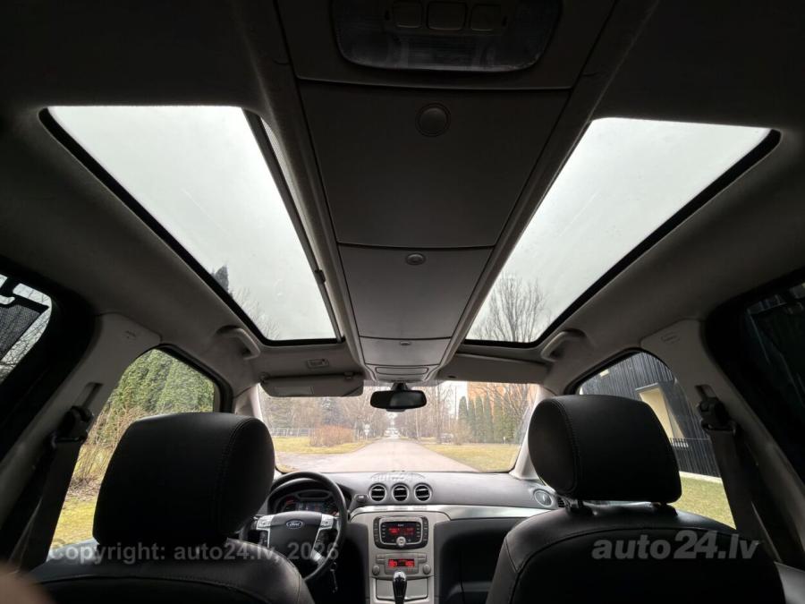 Grey Ford Galaxy 2009 in Tartu, with an engine capacity of 2.00 L and mileage of 398 thousand km for 2499 €, photo 10 on AUTOMOTO.COM.LV