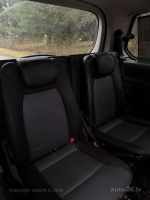 Grey Ford Galaxy 2009 in Tartu, with an engine capacity of 2.00 L and mileage of 398 thousand km for 2499 €, photo 15 on AUTOMOTO.COM.LV