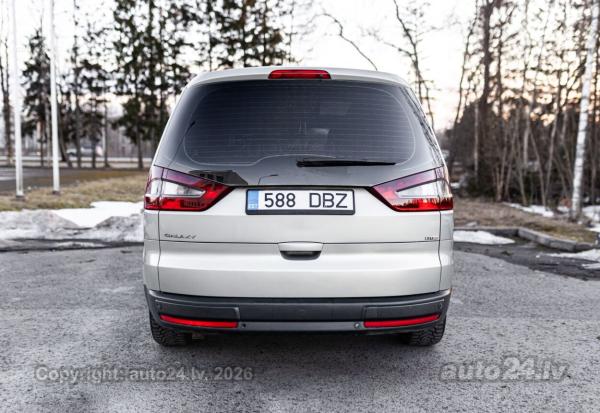Pelēks Ford Galaxy 2009 Tallina, ar dzinēja tilpumu 2.00 L un nobraukumu 340 tūkst. km par 3999 €, foto 3 vietnē AUTOMOTO.COM.LV