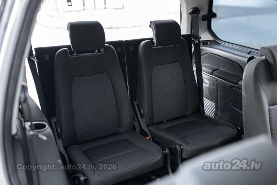 Pelēks Ford Galaxy 2009 Tallina, ar dzinēja tilpumu 2.00 L un nobraukumu 340 tūkst. km par 3999 €, foto 15 vietnē AUTOMOTO.COM.LV