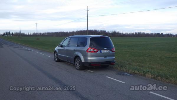 Pelēks Ford Galaxy 2010 Tallina, ar dzinēja tilpumu 1.80 L un nobraukumu 260 tūkst. km par 6700 €, foto 11 vietnē AUTOMOTO.COM.LV
