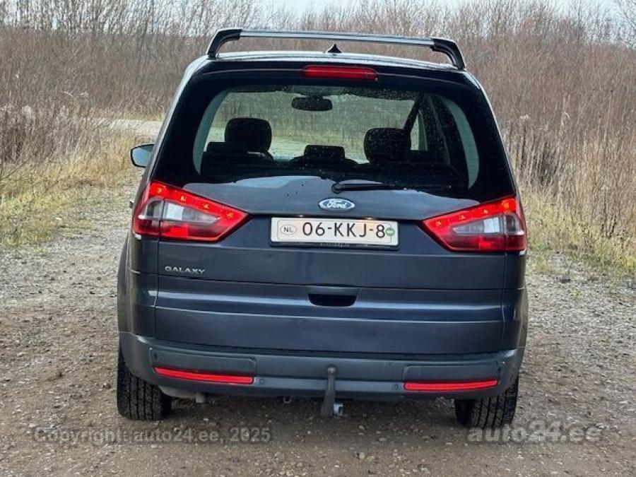 Grey Ford Galaxy 2010 in Tartu, with an engine capacity of 2.00 L and mileage of 250 thousand km for 3990 €, photo 7 on AUTOMOTO.COM.LV