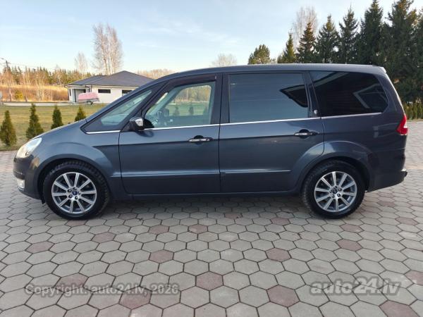 Pelēks Ford Galaxy 2010 Paide, ar dzinēja tilpumu 2.00 L un nobraukumu 294 tūkst. km par 4490 €, foto 6 vietnē AUTOMOTO.COM.LV