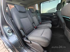 Pelēks Ford Galaxy 2010 Paide, ar dzinēja tilpumu 2.00 L un nobraukumu 294 tūkst. km par 4490 €, foto 16 vietnē AUTOMOTO.COM.LV