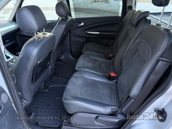 Pelēks Ford Galaxy 2011 Tartu, ar dzinēja tilpumu 2.20 L un nobraukumu 440 tūkst. km par 2900 €, foto 8 vietnē AUTOMOTO.COM.LV