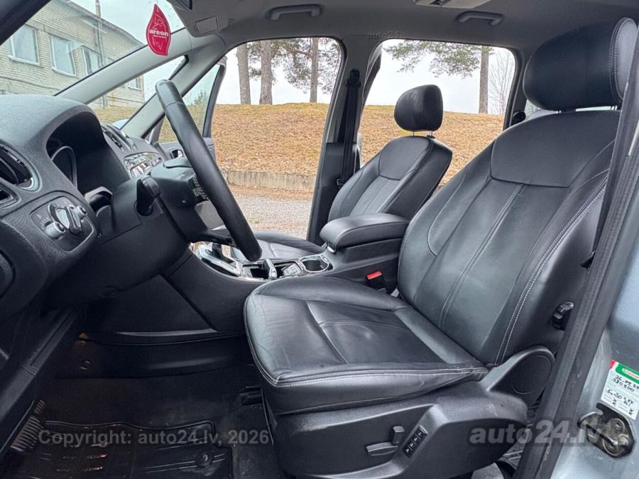 Pelēks Ford Galaxy 2011 Rapla, ar dzinēja tilpumu 2.00 L un nobraukumu 412 tūkst. km par 1600 €, foto 9 vietnē AUTOMOTO.COM.LV
