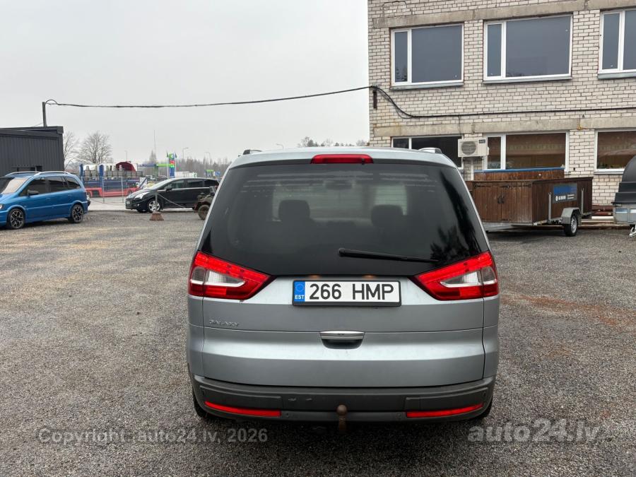 Pelēks Ford Galaxy 2011 Rapla, ar dzinēja tilpumu 2.00 L un nobraukumu 412 tūkst. km par 1200 €, foto 9 vietnē AUTOMOTO.COM.LV