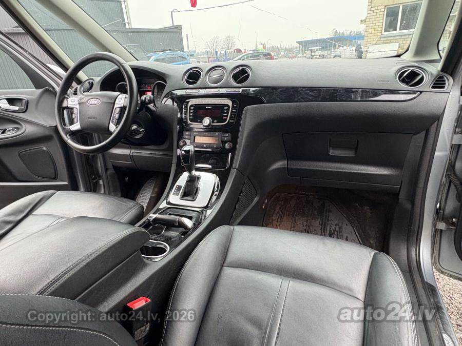Pelēks Ford Galaxy 2011 Rapla, ar dzinēja tilpumu 2.00 L un nobraukumu 412 tūkst. km par 1200 €, foto 15 vietnē AUTOMOTO.COM.LV