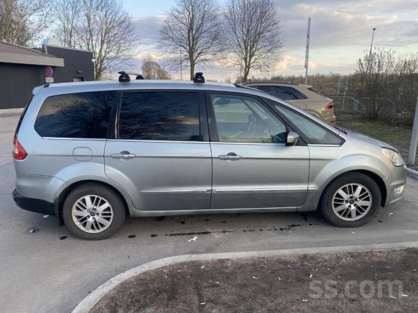 Grey Ford Galaxy 2011 in Riga, with an engine capacity of 2.00 L and mileage of 0 thousand km for 3350 €, photo 5 on AUTOMOTO.COM.LV