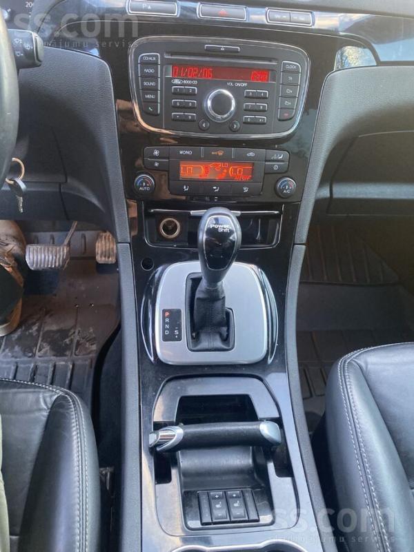 Grey Ford Galaxy 2011 in Riga, with an engine capacity of 2.00 L and mileage of 0 thousand km for 3350 €, photo 9 on AUTOMOTO.COM.LV