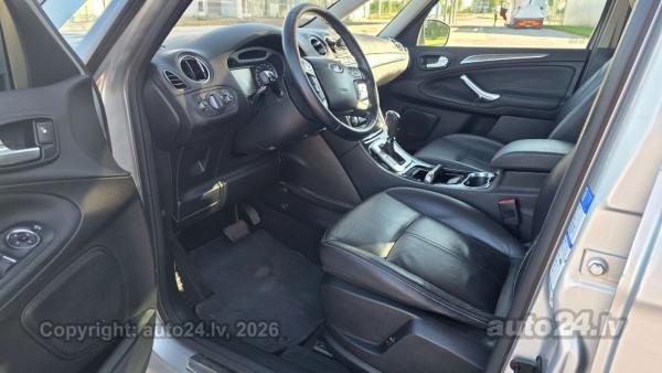 Grey Ford Galaxy 2011 in Valga, with an engine capacity of 2.00 L and mileage of 240 thousand km for 6490 €, photo 10 on AUTOMOTO.COM.LV