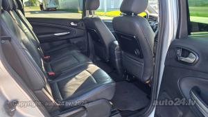Grey Ford Galaxy 2011 in Valga, with an engine capacity of 2.00 L and mileage of 240 thousand km for 6490 €, photo 14 on AUTOMOTO.COM.LV
