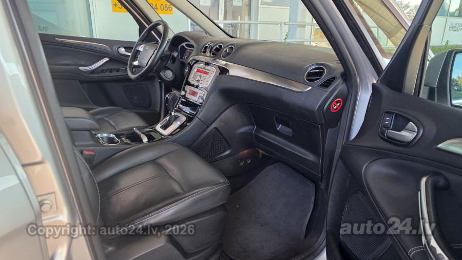 Grey Ford Galaxy 2011 in Valga, with an engine capacity of 2.00 L and mileage of 240 thousand km for 6490 €, photo 16 on AUTOMOTO.COM.LV