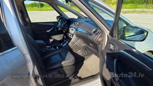 Grey Ford Galaxy 2011 in Valga, with an engine capacity of 2.00 L and mileage of 240 thousand km for 6490 €, photo 17 on AUTOMOTO.COM.LV