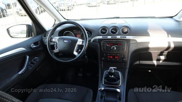 Grey Ford Galaxy 2012 in Tartu, with an engine capacity of 2.00 L and mileage of 257 thousand km for 7990 €, photo 11 on AUTOMOTO.COM.LV
