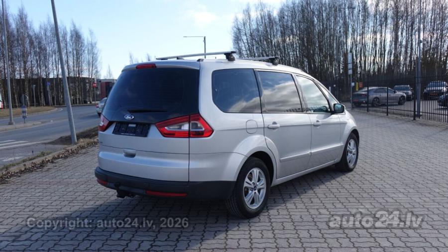 Pelēks Ford Galaxy 2012 Tartu, ar dzinēja tilpumu 2.00 L un nobraukumu 228 tūkst. km par 9790 €, foto 2 vietnē AUTOMOTO.COM.LV
