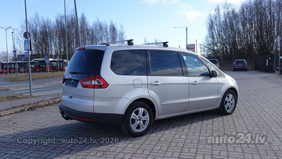 Pelēks Ford Galaxy 2012 Tartu, ar dzinēja tilpumu 2.00 L un nobraukumu 228 tūkst. km par 9790 €, foto 3 vietnē AUTOMOTO.COM.LV