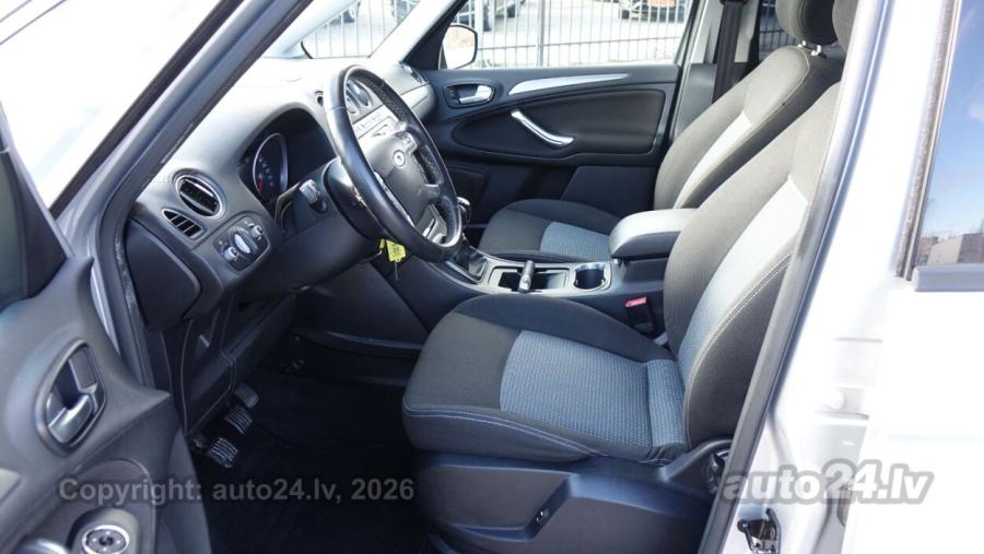 Pelēks Ford Galaxy 2012 Tartu, ar dzinēja tilpumu 2.00 L un nobraukumu 228 tūkst. km par 9790 €, foto 19 vietnē AUTOMOTO.COM.LV