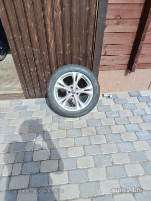 Pelēks Ford Galaxy 2012 Viljandi, ar dzinēja tilpumu 2.00 L un nobraukumu 227 tūkst. km par 5200 €, foto 12 vietnē AUTOMOTO.COM.LV