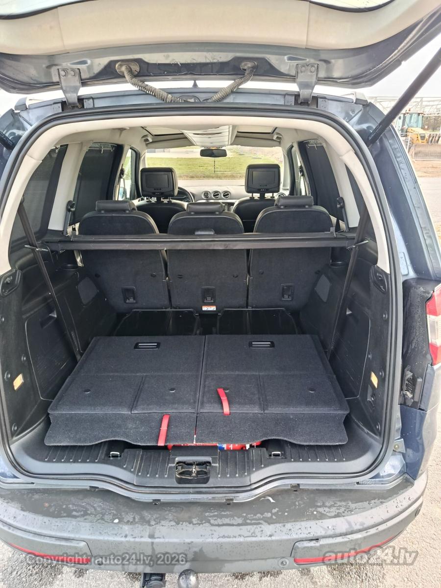 Pelēks Ford Galaxy 2012 Viljandi, ar dzinēja tilpumu 2.00 L un nobraukumu 227 tūkst. km par 5200 €, foto 13 vietnē AUTOMOTO.COM.LV