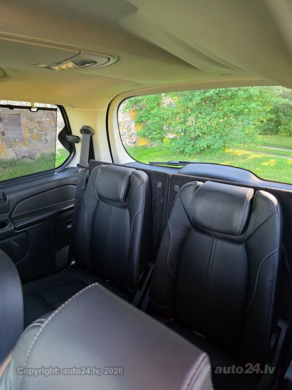 Grey Ford Galaxy 2012 in Tartu, with an engine capacity of 2.00 L and mileage of 266 thousand km for 7499 €, photo 8 on AUTOMOTO.COM.LV