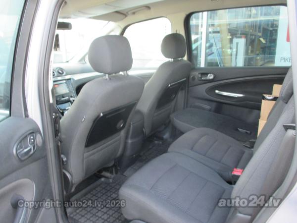 Pelēks Ford Galaxy 2012 Tartu, ar dzinēja tilpumu 2.00 L un nobraukumu 350 tūkst. km par 3990 €, foto 10 vietnē AUTOMOTO.COM.LV