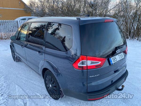 Pelēks Ford Galaxy 2014 Tallina, ar dzinēja tilpumu 2.00 L un nobraukumu 220 tūkst. km par 9400 €, foto 1 vietnē AUTOMOTO.COM.LV