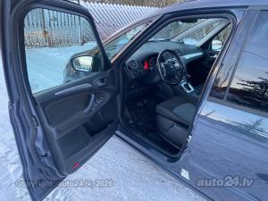 Grey Ford Galaxy 2014 in Tallinn, with an engine capacity of 2.00 L and mileage of 220 thousand km for 9400 €, photo 3 on AUTOMOTO.COM.LV