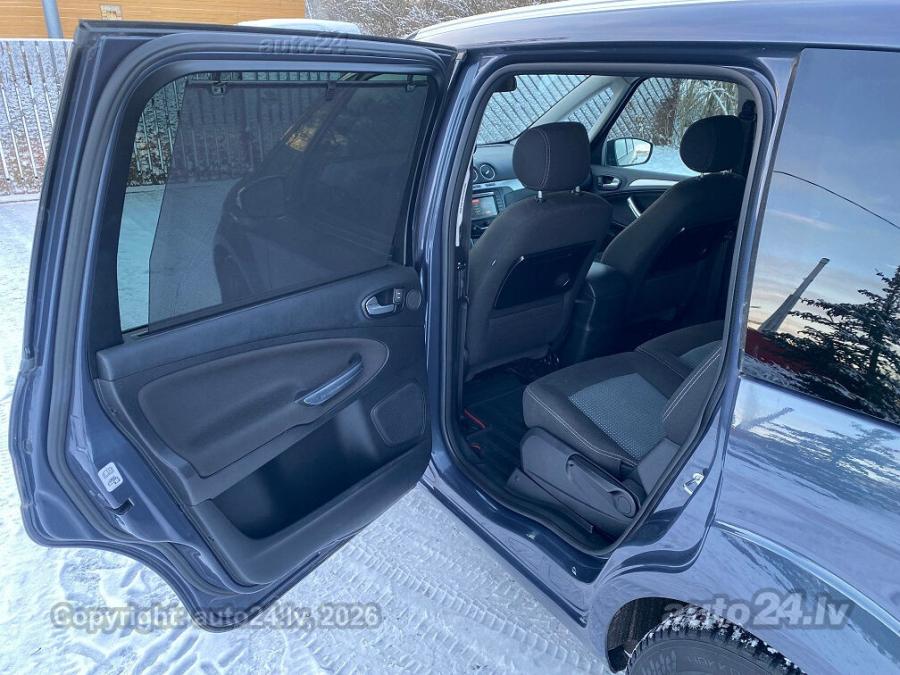 Grey Ford Galaxy 2014 in Tallinn, with an engine capacity of 2.00 L and mileage of 220 thousand km for 9400 €, photo 4 on AUTOMOTO.COM.LV