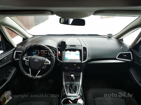 Pelēks Ford Galaxy 2016 Tallina, ar dzinēja tilpumu 2.00 L un nobraukumu 0 tūkst. km par 11300 €, foto 10 vietnē AUTOMOTO.COM.LV