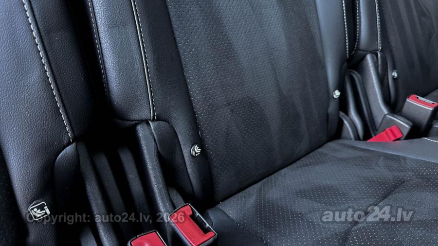 Pelēks Ford Galaxy 2016 Kuresāre, ar dzinēja tilpumu 2.00 L un nobraukumu 205 tūkst. km par 13990 €, foto 15 vietnē AUTOMOTO.COM.LV