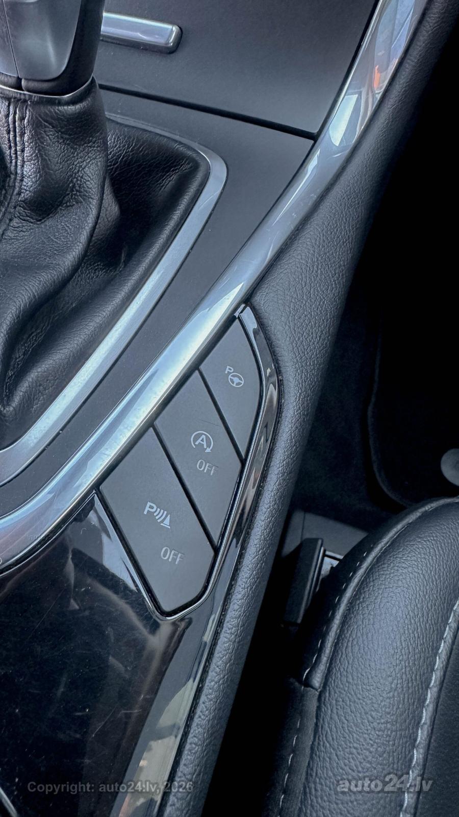 Pelēks Ford Galaxy 2016 Kuresāre, ar dzinēja tilpumu 2.00 L un nobraukumu 205 tūkst. km par 13990 €, foto 25 vietnē AUTOMOTO.COM.LV