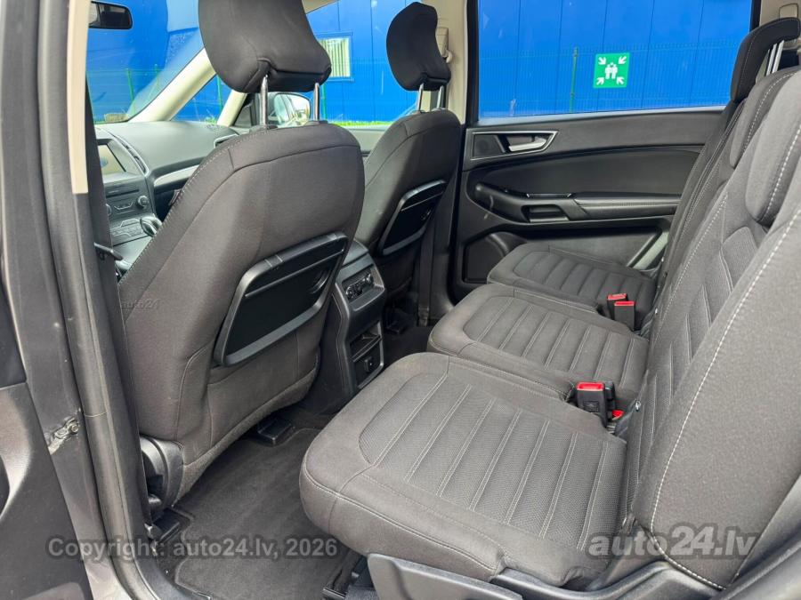 Grey Ford Galaxy 2016 in Paide, with an engine capacity of 2.00 L and mileage of 209 thousand km for 9990 €, photo 13 on AUTOMOTO.COM.LV