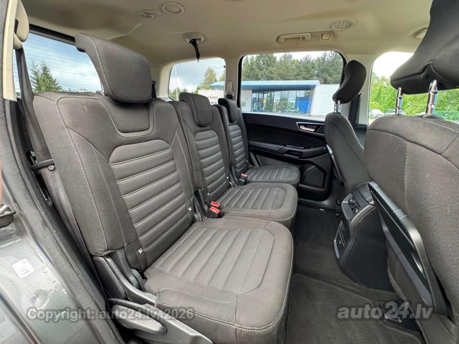 Grey Ford Galaxy 2016 in Paide, with an engine capacity of 2.00 L and mileage of 209 thousand km for 9990 €, photo 15 on AUTOMOTO.COM.LV
