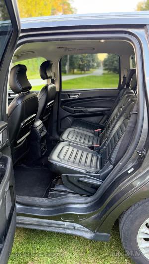 Grey Ford Galaxy 2016 in Tallinn, with an engine capacity of 2.00 L and mileage of 275 thousand km for 12400 €, photo 10 on AUTOMOTO.COM.LV