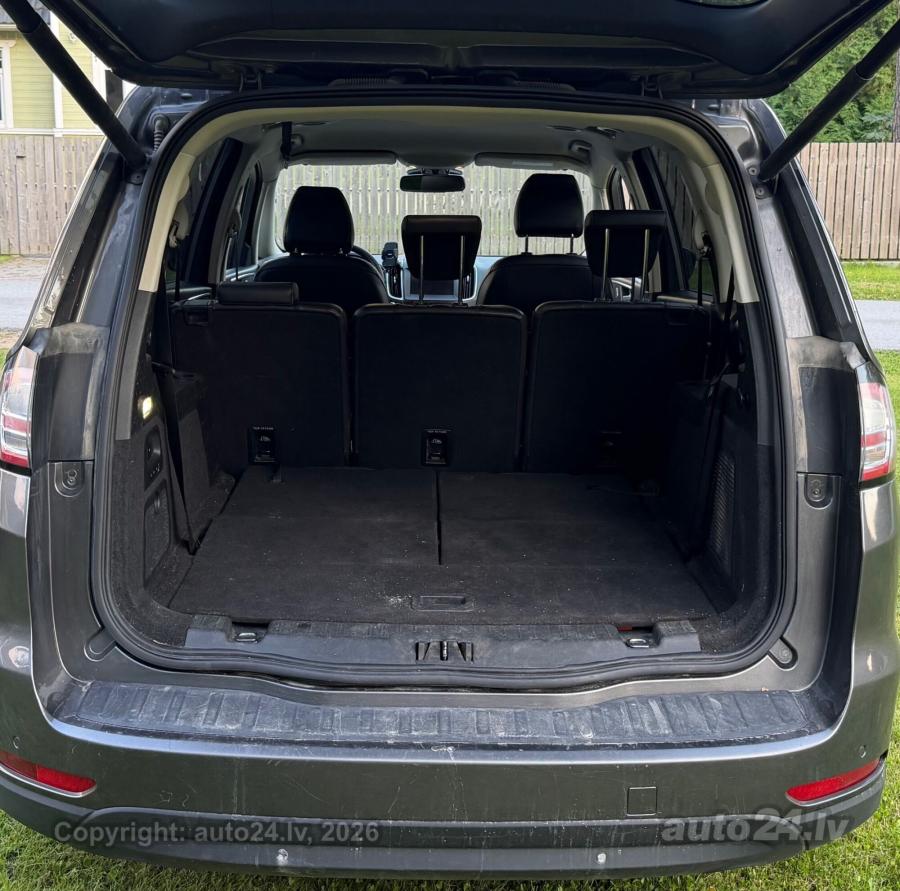 Grey Ford Galaxy 2016 in Tallinn, with an engine capacity of 2.00 L and mileage of 275 thousand km for 12400 €, photo 13 on AUTOMOTO.COM.LV