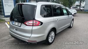 Pelēks Ford Galaxy 2017 Pērnava, ar dzinēja tilpumu 2.00 L un nobraukumu 224 tūkst. km par 9900 €, foto 3 vietnē AUTOMOTO.COM.LV