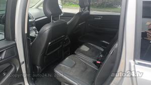 Pelēks Ford Galaxy 2017 Pērnava, ar dzinēja tilpumu 2.00 L un nobraukumu 224 tūkst. km par 9900 €, foto 9 vietnē AUTOMOTO.COM.LV