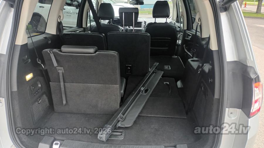 Pelēks Ford Galaxy 2017 Pērnava, ar dzinēja tilpumu 2.00 L un nobraukumu 224 tūkst. km par 9900 €, foto 10 vietnē AUTOMOTO.COM.LV