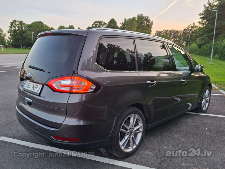 Grey Ford Galaxy 2017 in Tartu, with an engine capacity of 2.00 L and mileage of 195 thousand km for 12499 €, photo 4 on AUTOMOTO.COM.LV