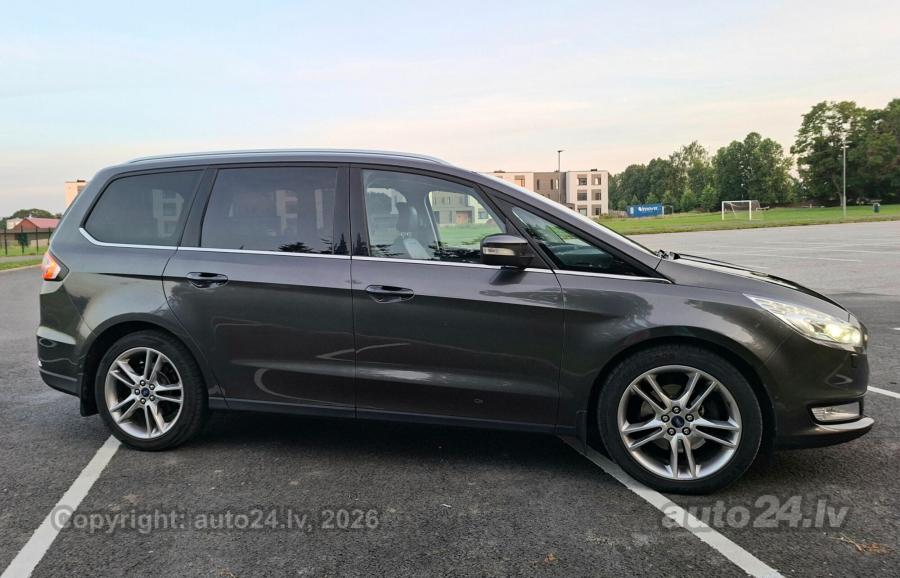 Grey Ford Galaxy 2017 in Tartu, with an engine capacity of 2.00 L and mileage of 195 thousand km for 12499 €, photo 6 on AUTOMOTO.COM.LV
