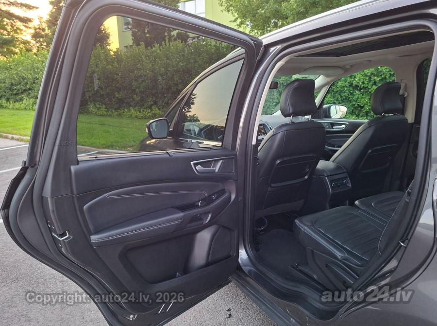 Grey Ford Galaxy 2017 in Tartu, with an engine capacity of 2.00 L and mileage of 195 thousand km for 12499 €, photo 9 on AUTOMOTO.COM.LV