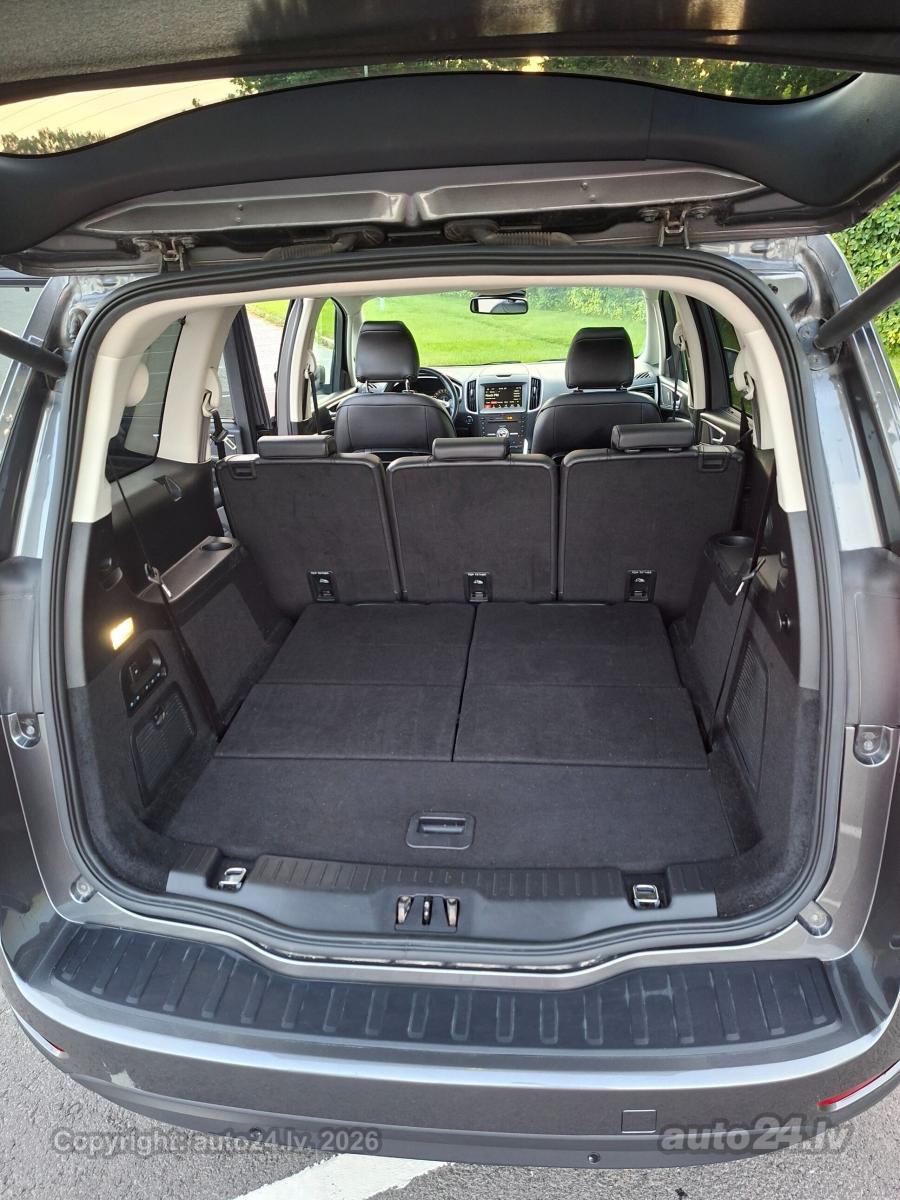 Grey Ford Galaxy 2017 in Tartu, with an engine capacity of 2.00 L and mileage of 195 thousand km for 12499 €, photo 16 on AUTOMOTO.COM.LV