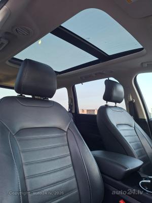 Grey Ford Galaxy 2017 in Tartu, with an engine capacity of 2.00 L and mileage of 195 thousand km for 12499 €, photo 17 on AUTOMOTO.COM.LV