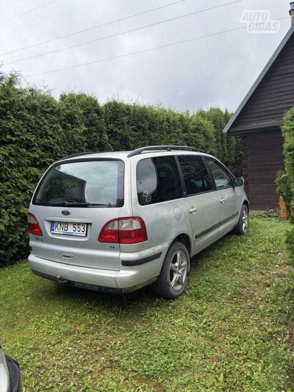 Ford Galaxy 2004 in Vilnius, with an engine capacity of 1.90 L and mileage of 400 thousand km for 1100 €, photo 6 on AUTOMOTO.COM.LV