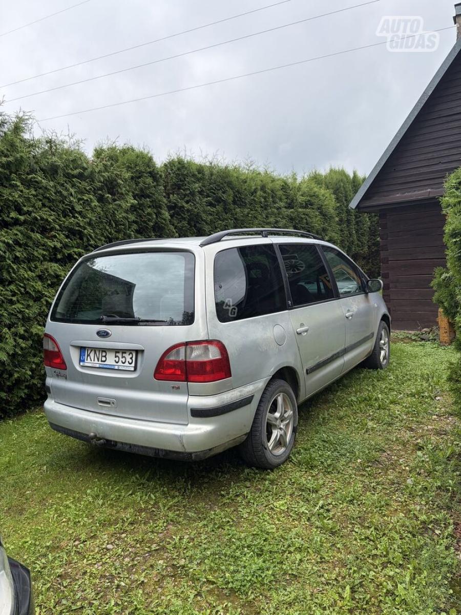 Ford Galaxy 2004 in Vilnius, with an engine capacity of 1.90 L and mileage of 400 thousand km for 1100 €, photo 6 on AUTOMOTO.COM.LV