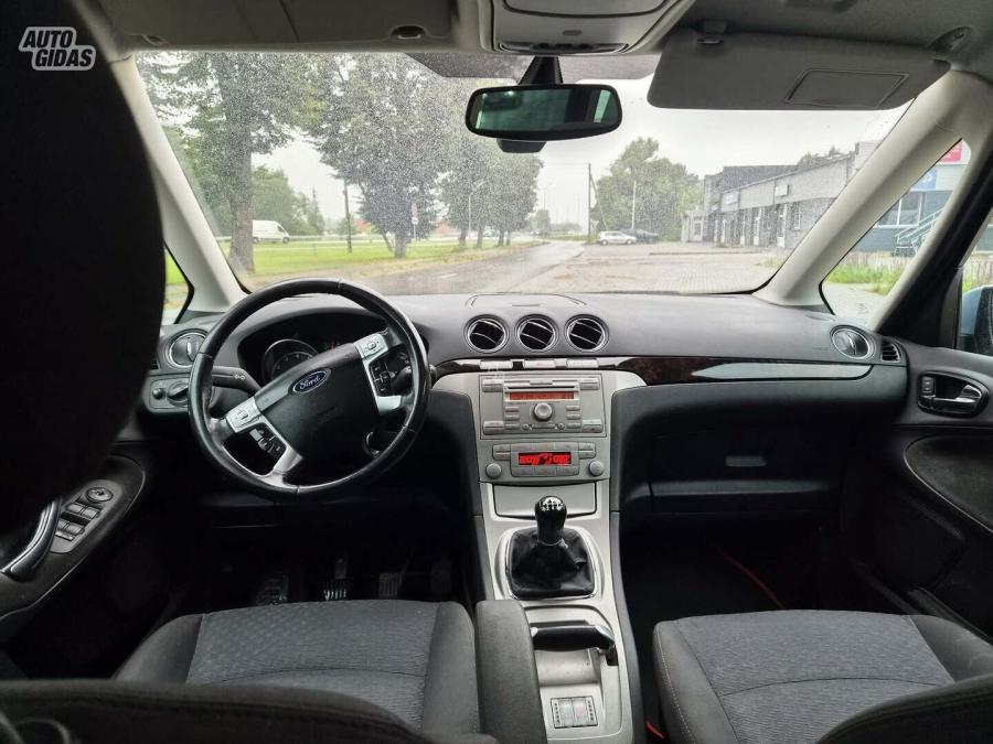 Ford Galaxy 2007 in Klaipeda, with an engine capacity of 2.00 L and mileage of 262 thousand km for 2450 €, photo 18 on AUTOMOTO.COM.LV