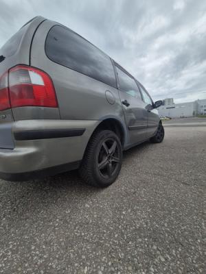 Ford Galaxy 2002 in Tallinn, with an engine capacity of 1.90 L and mileage of 261 thousand km for 1700 €, photo 8 on AUTOMOTO.COM.LV