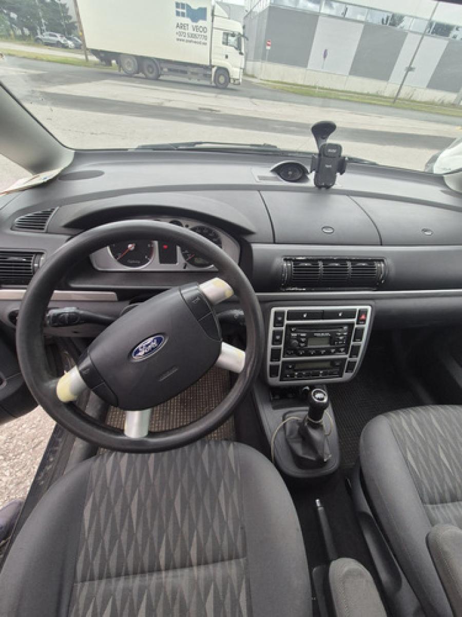 Ford Galaxy 2002 in Tallinn, with an engine capacity of 1.90 L and mileage of 261 thousand km for 1700 €, photo 12 on AUTOMOTO.COM.LV